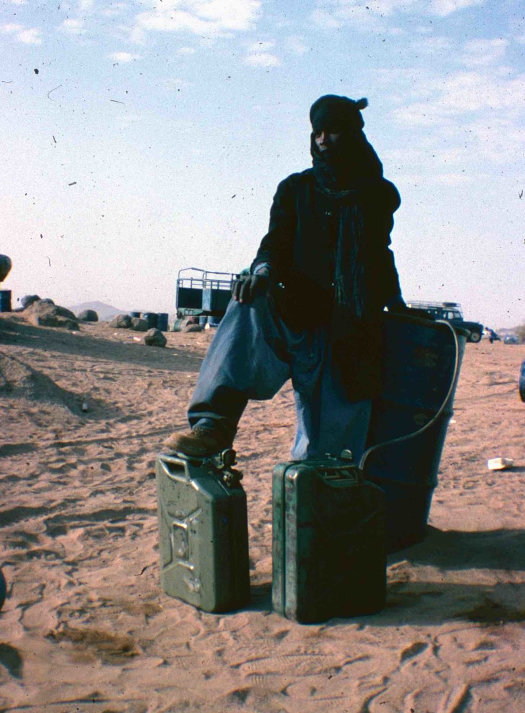 Jean Castera, the little big man. - Jef le Saltimbanque