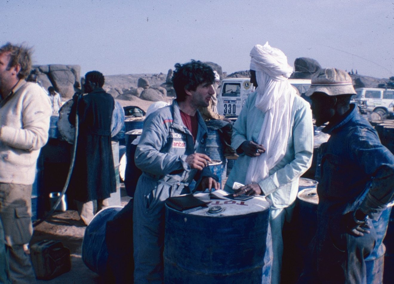 Jean Castera, the little big man. - Jef le Saltimbanque